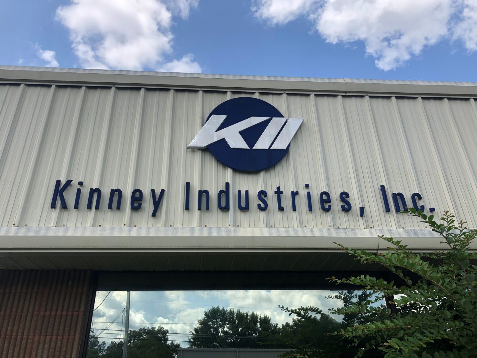 Home - Kinney Industries, Inc. Contract Manufacturing and Engineering ...