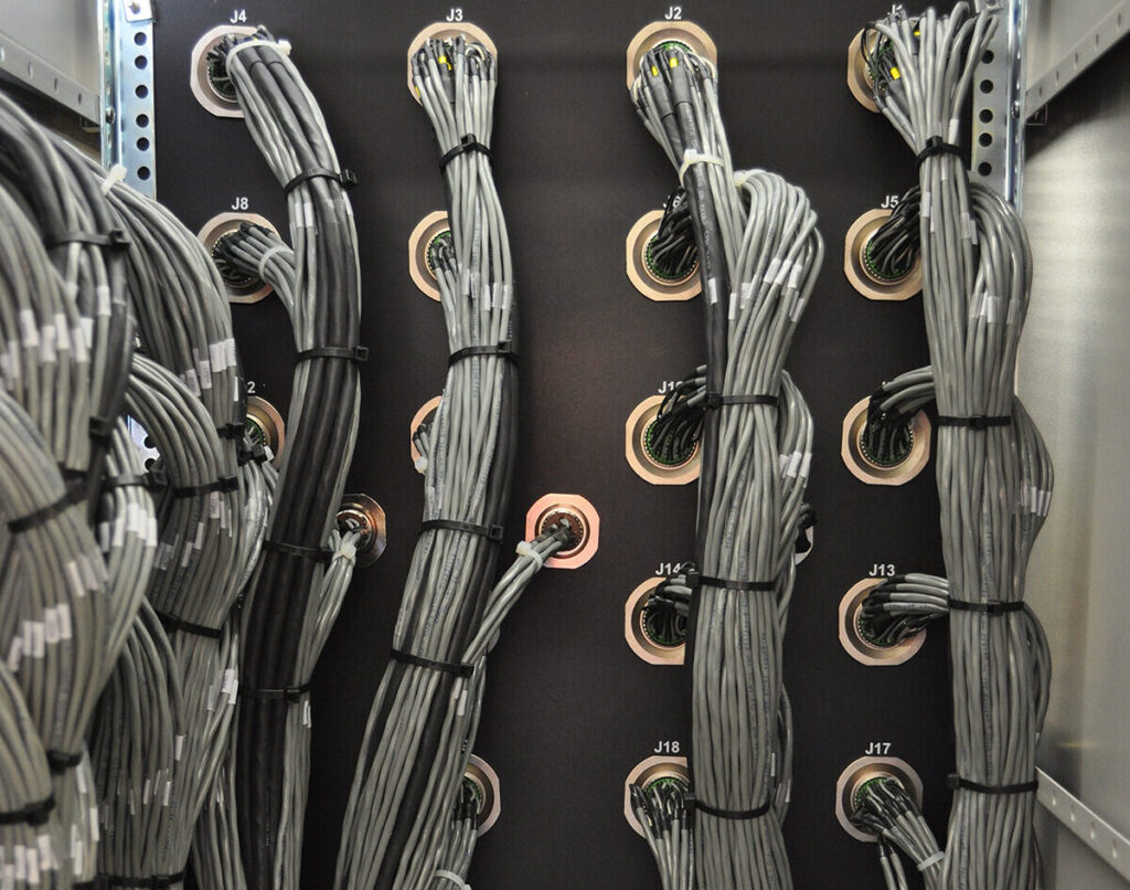 Home - Kinney Industries, Inc. Contract Manufacturing and Engineering ...